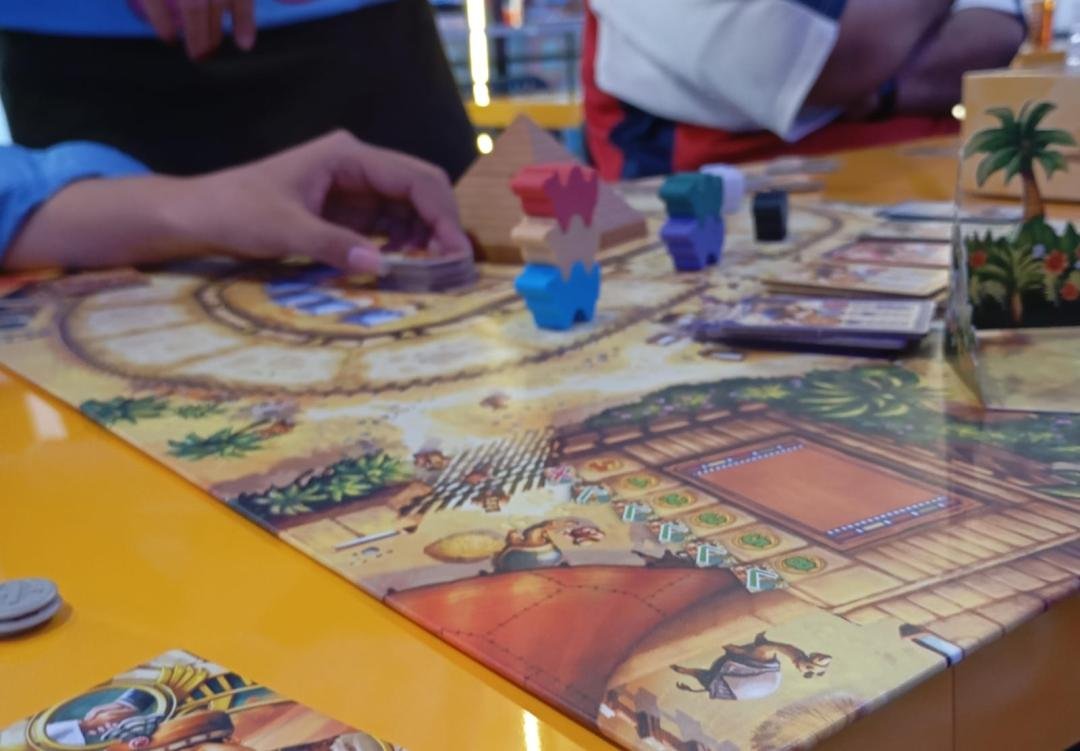 Celestia, Tempat Board Game Baru Dekat Kampus UPN Jawa Timur! | Pelataran