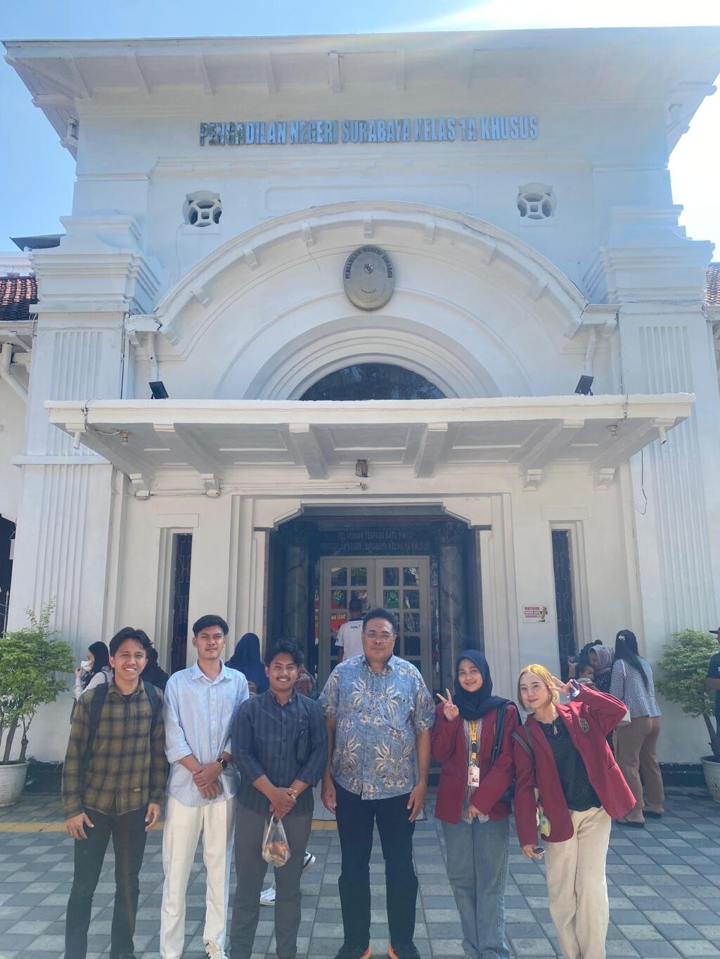Membangun Karir Hukum: Pengalaman Magang Mahasiswa Fakultas Hukum ...